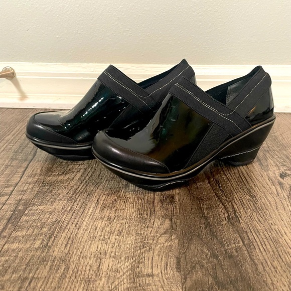 Jambu | Shoes | Jambu Jbu Womens Shoes Black Sport Wedge Size 6 M Black ...